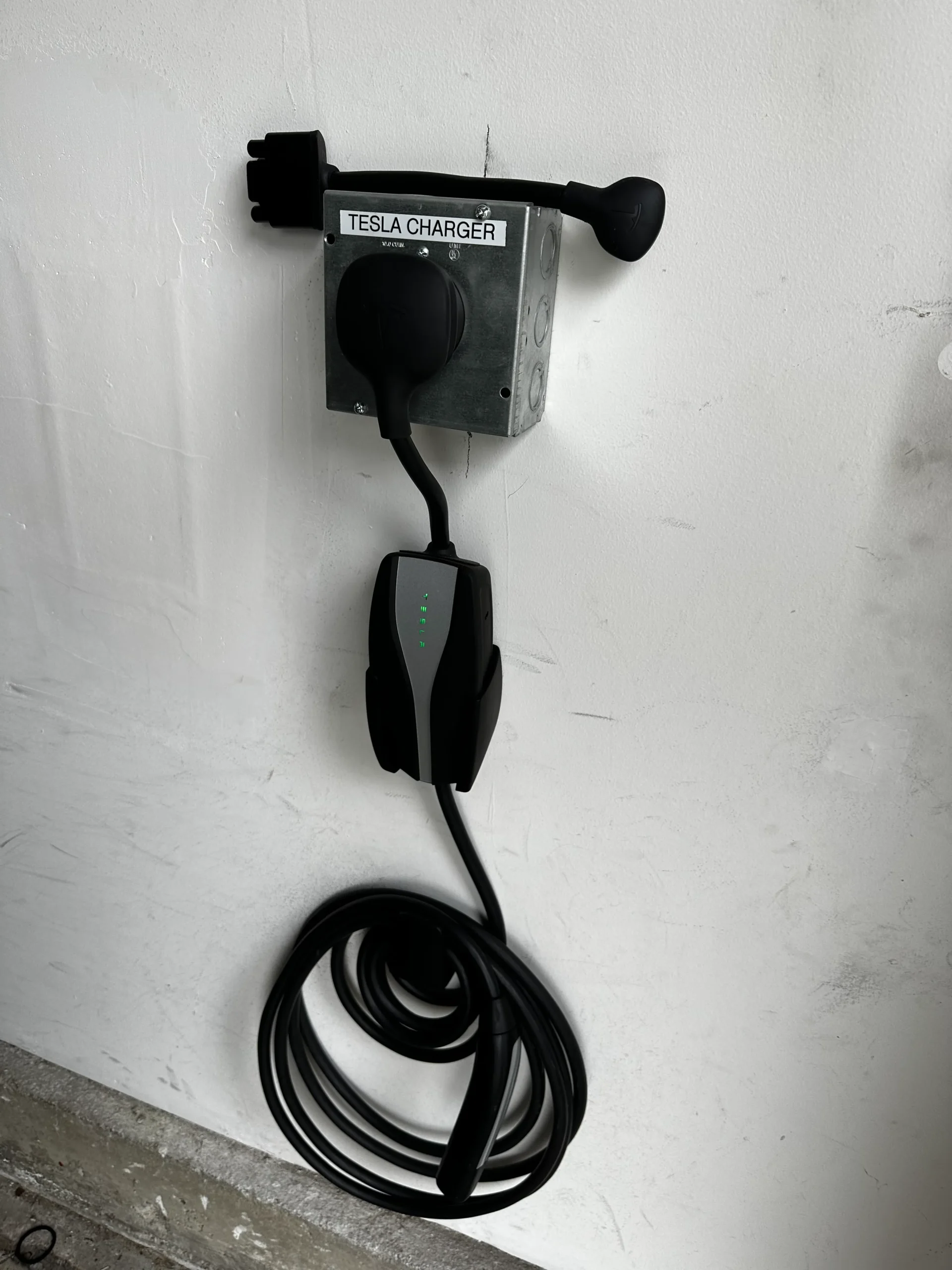 B&M Electric: Electrical Project Photo Gallery